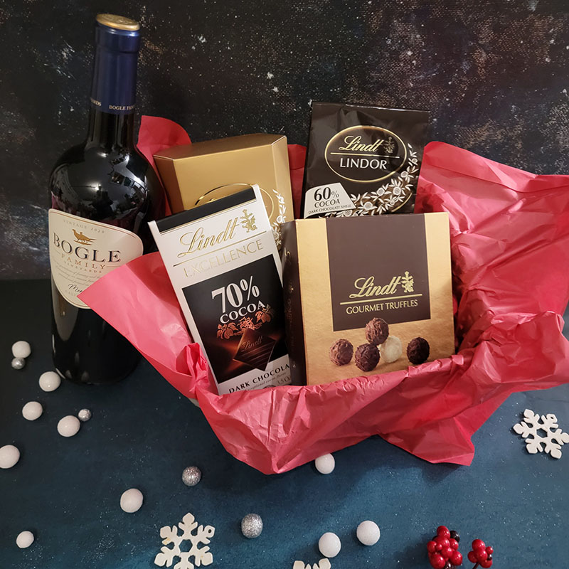 Send Lindt Chocolates with Wine Valentin Gift Hamper Online - VL23 ...