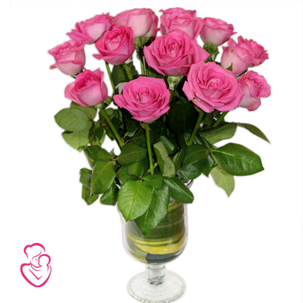Send Gorgeous Pink Roses in Glass Vase Online - PR17MD076MD17 | Giftalove