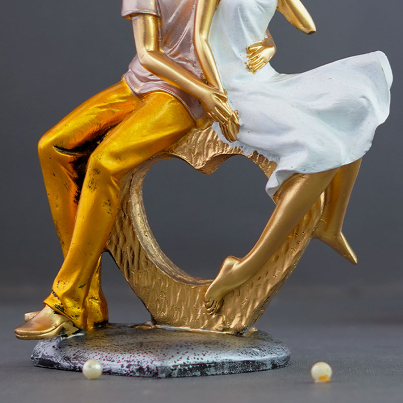 Send Beautiful Couple Statue for Valentines Day Online - GAL23-110036 ...