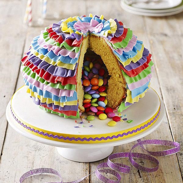 Send Sponge Pinata Cake Online - GAL21-99292 | Giftalove